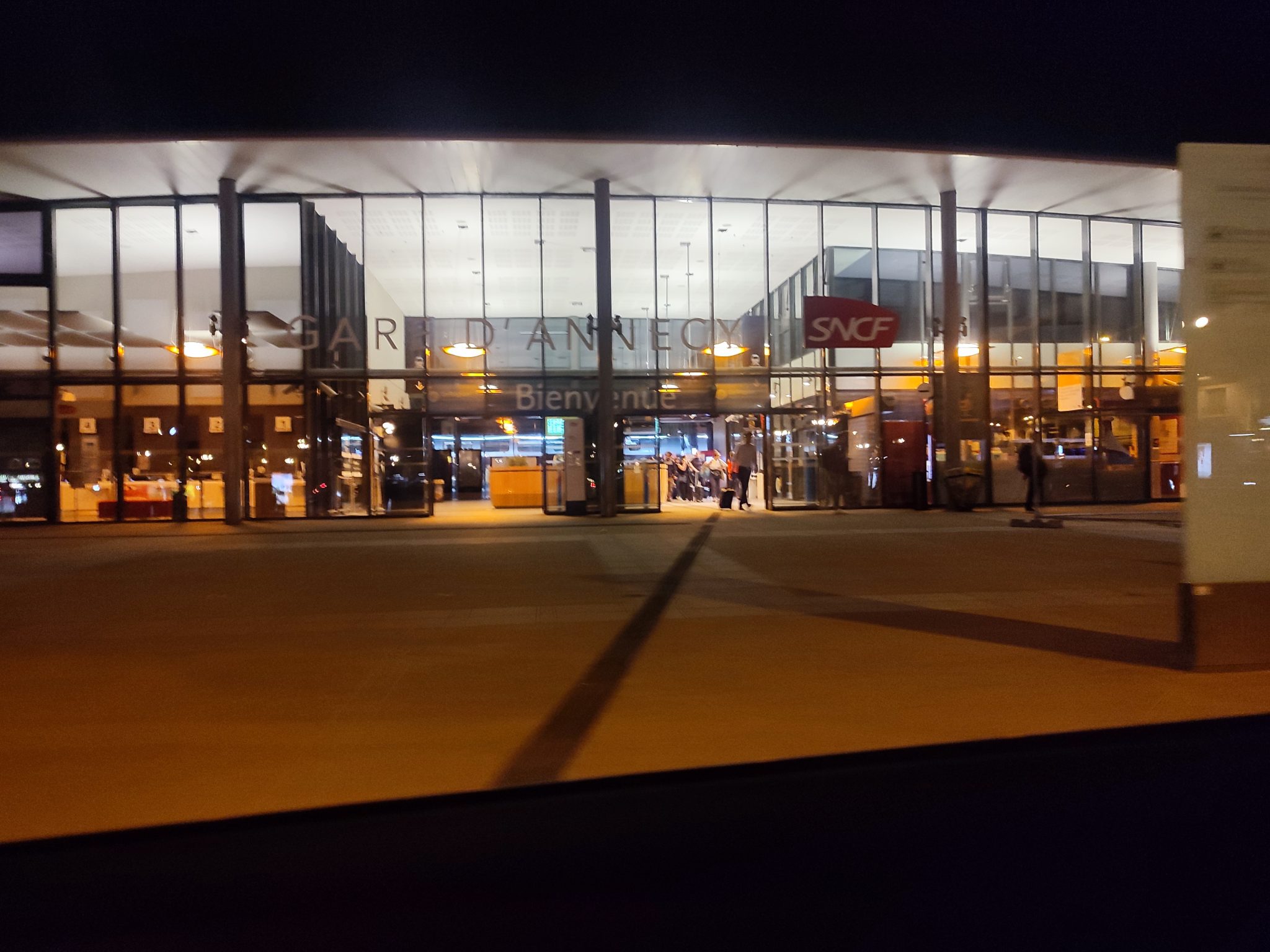 Paris to Annecy by train: an exceptional journey between the capital ...